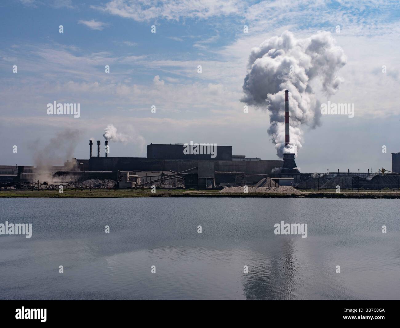 Blast furnace and general view of the Arcelor Mittal Dunkirk steelworks ...