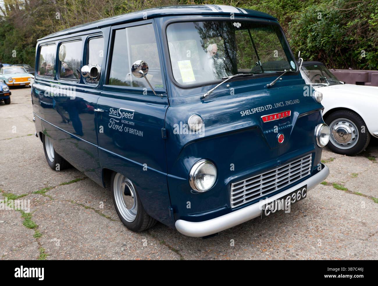 1 7 l petrol hi-res stock photography and images - Alamy