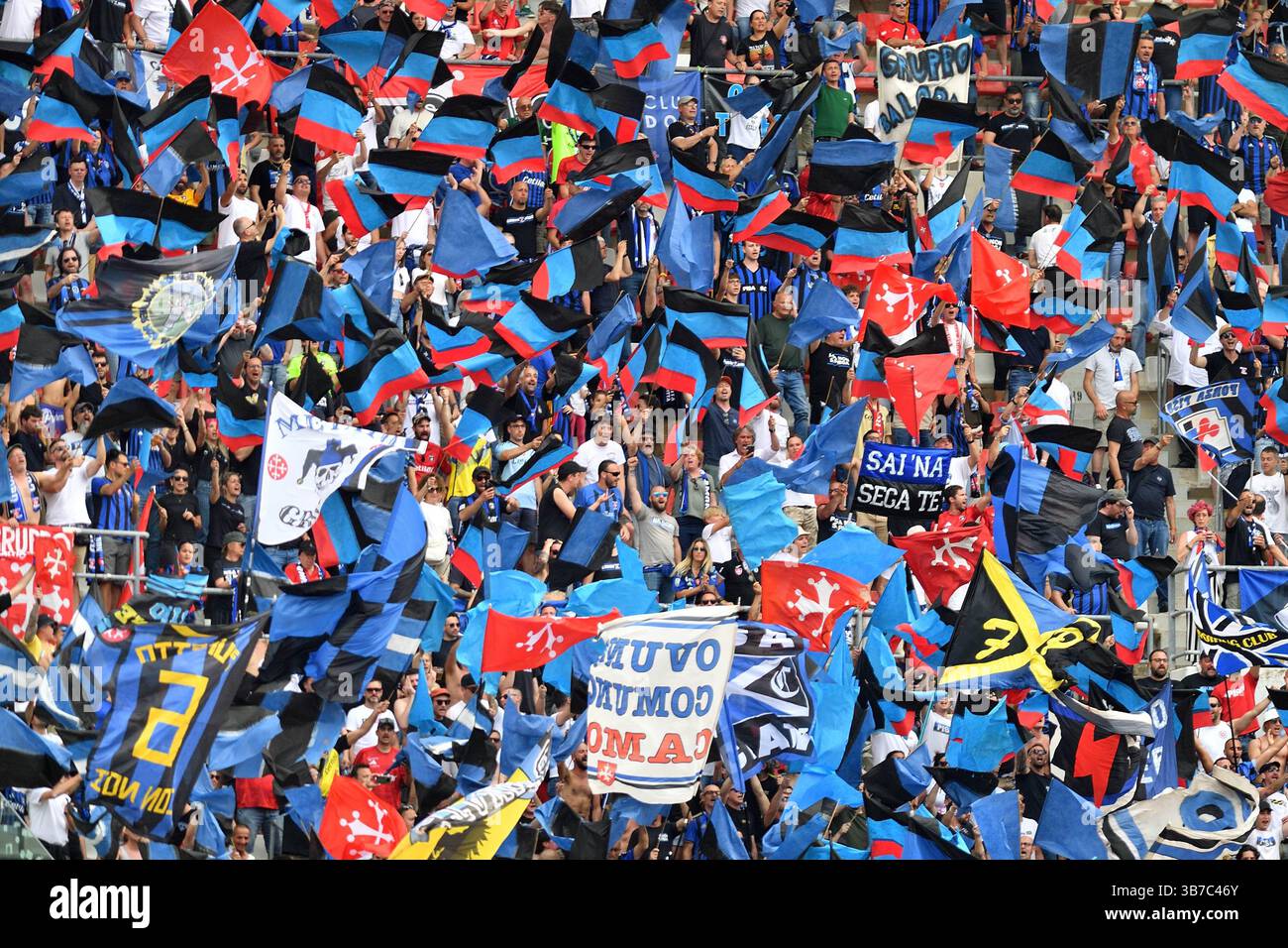 Bari, Italy. 06th May, 2025. Fans of Pisa during SSC Bari vs AC Pisa ...