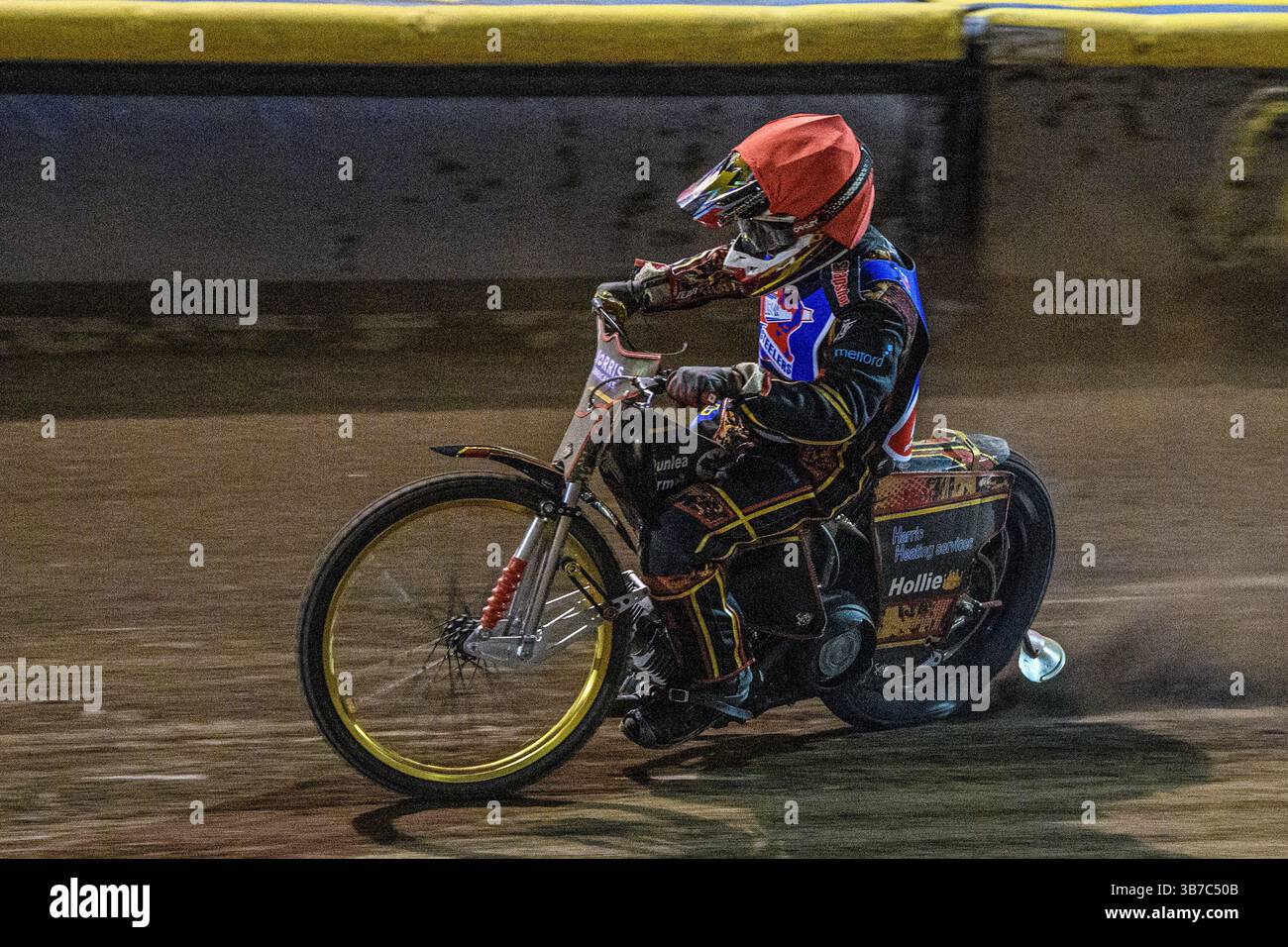Sheffield, UK. 5 May, 2025. Steelers' Luke Harris in action during the ...