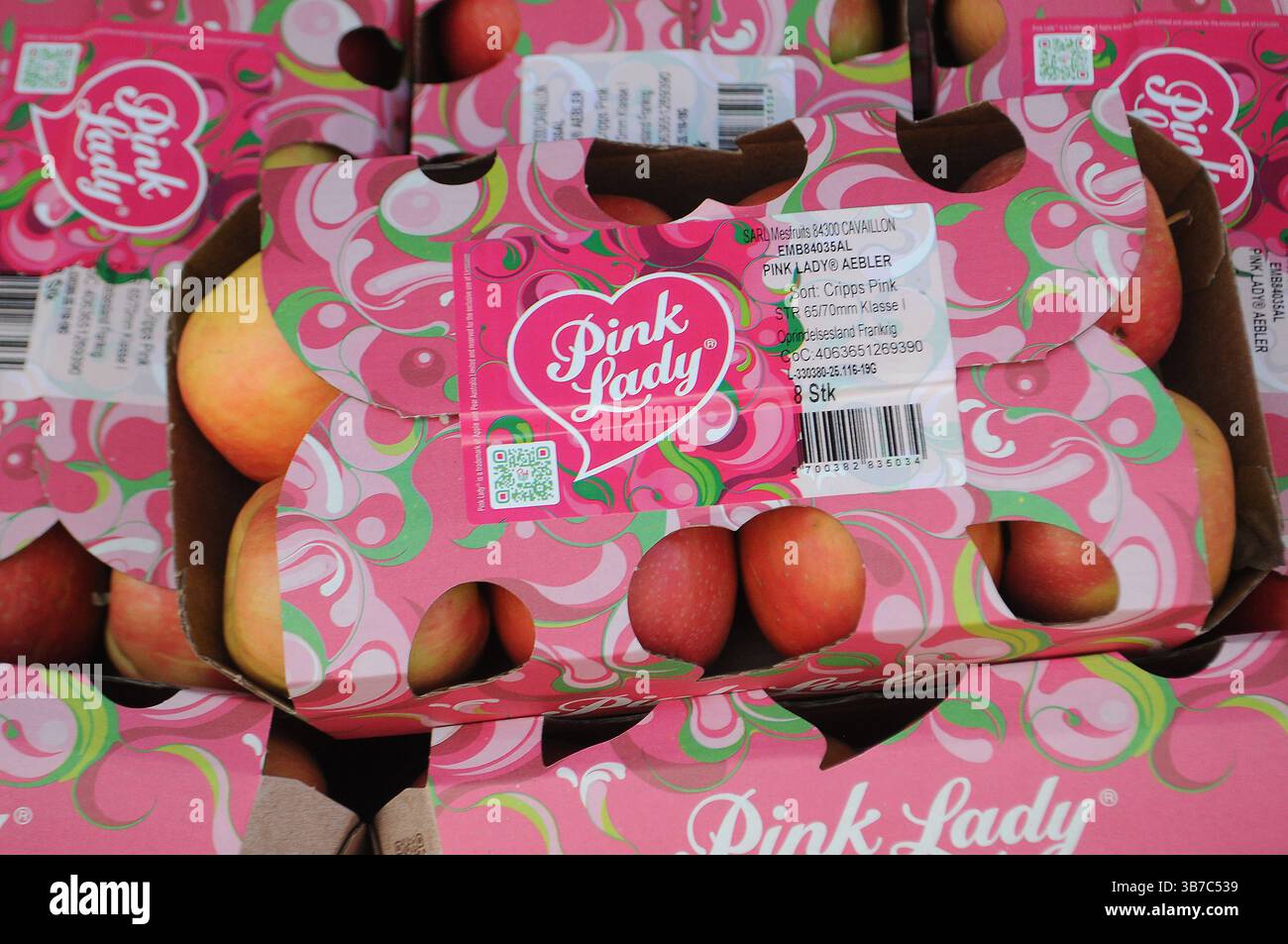 Kastrup/Copenhagen/ Denmark/06 may 2025/pink apple fruit in kastrup ...