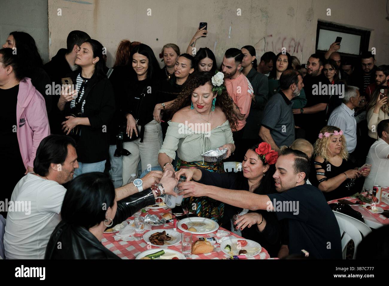 Izmir, Turkey. 05th May, 2025. Gypsies seen drinking raki at the ...