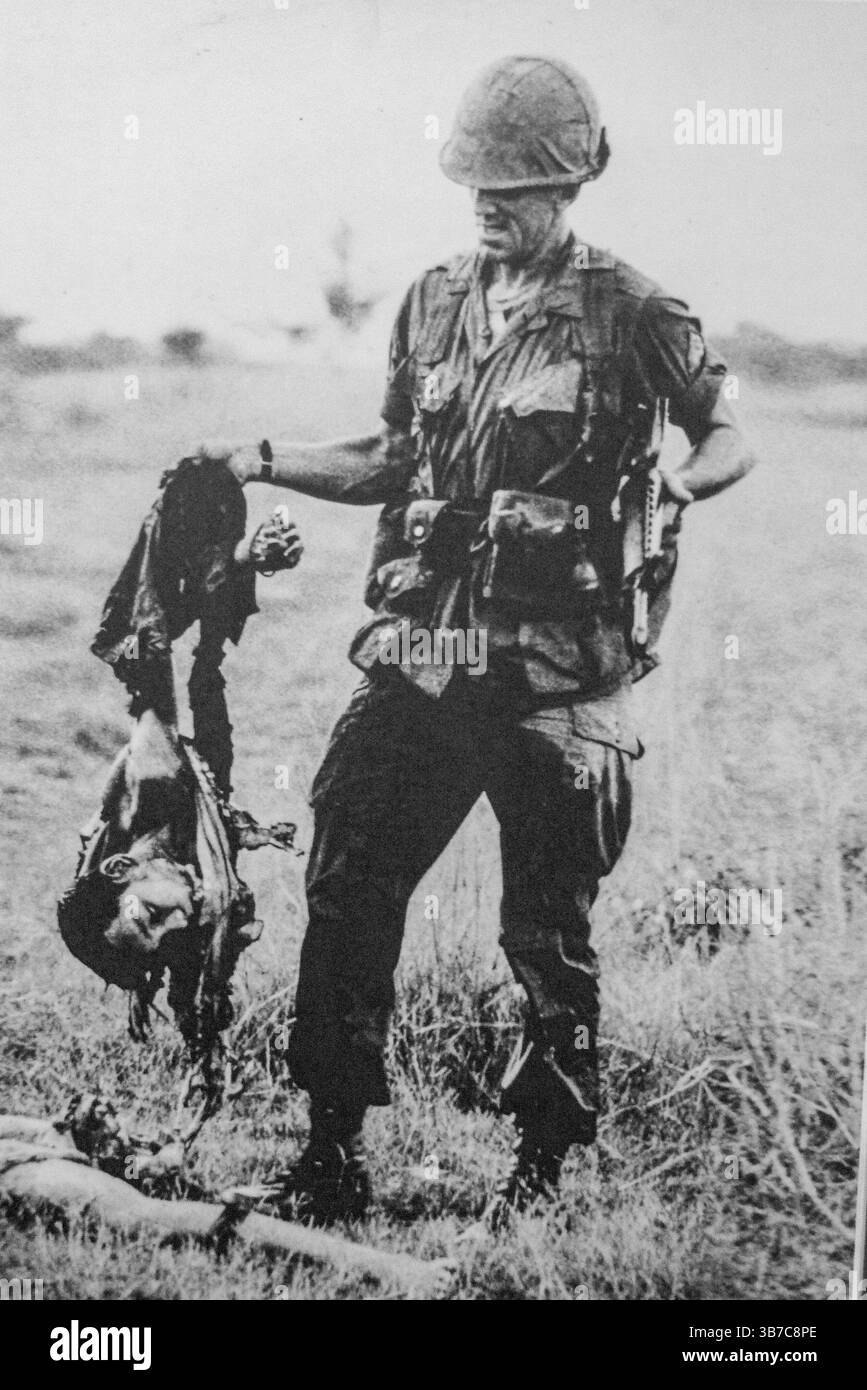 Battlefield stories Black and White Stock Photos & Images - Alamy