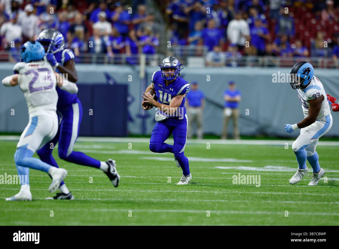 ST. LOUIS, MO - MAY 02: St. Louis Battlehawks quarterback Max Duggan ...