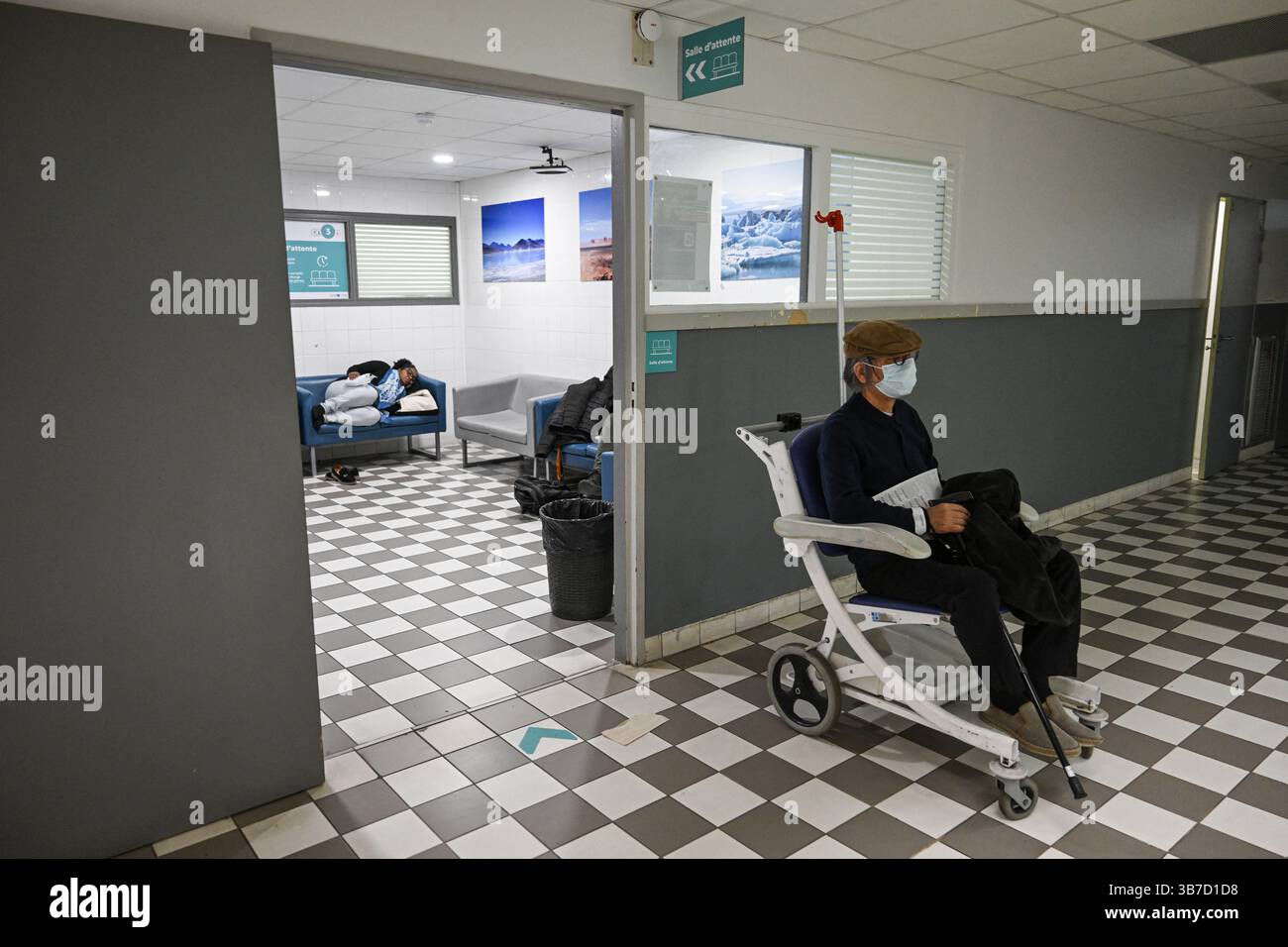 Paris, France. 06th May, 2025. Illustration of the waiting room at the ...