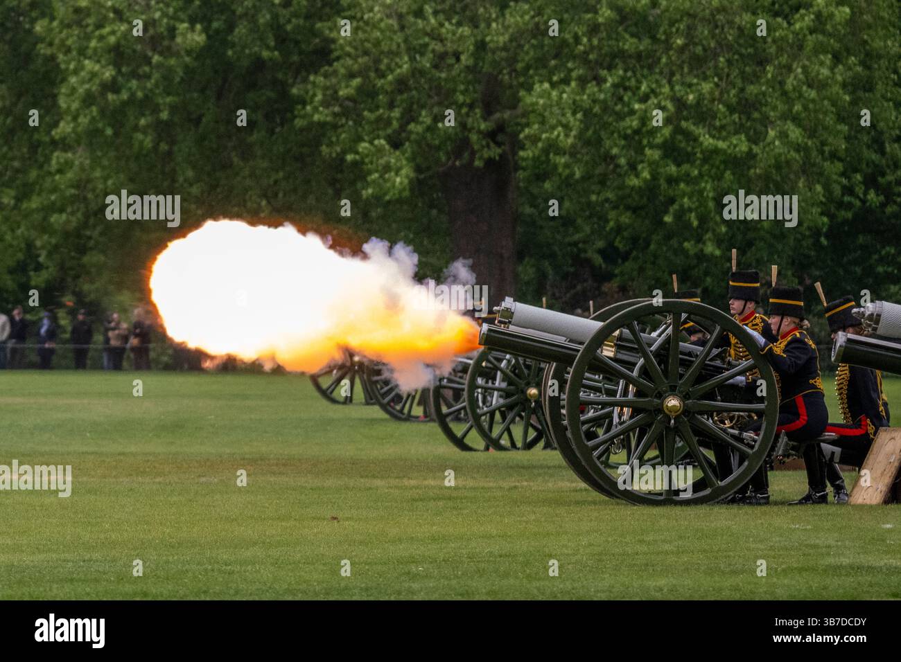 London, UK. 6 May 2025. The King’s Troop Royal Horse Artillery fire a ...