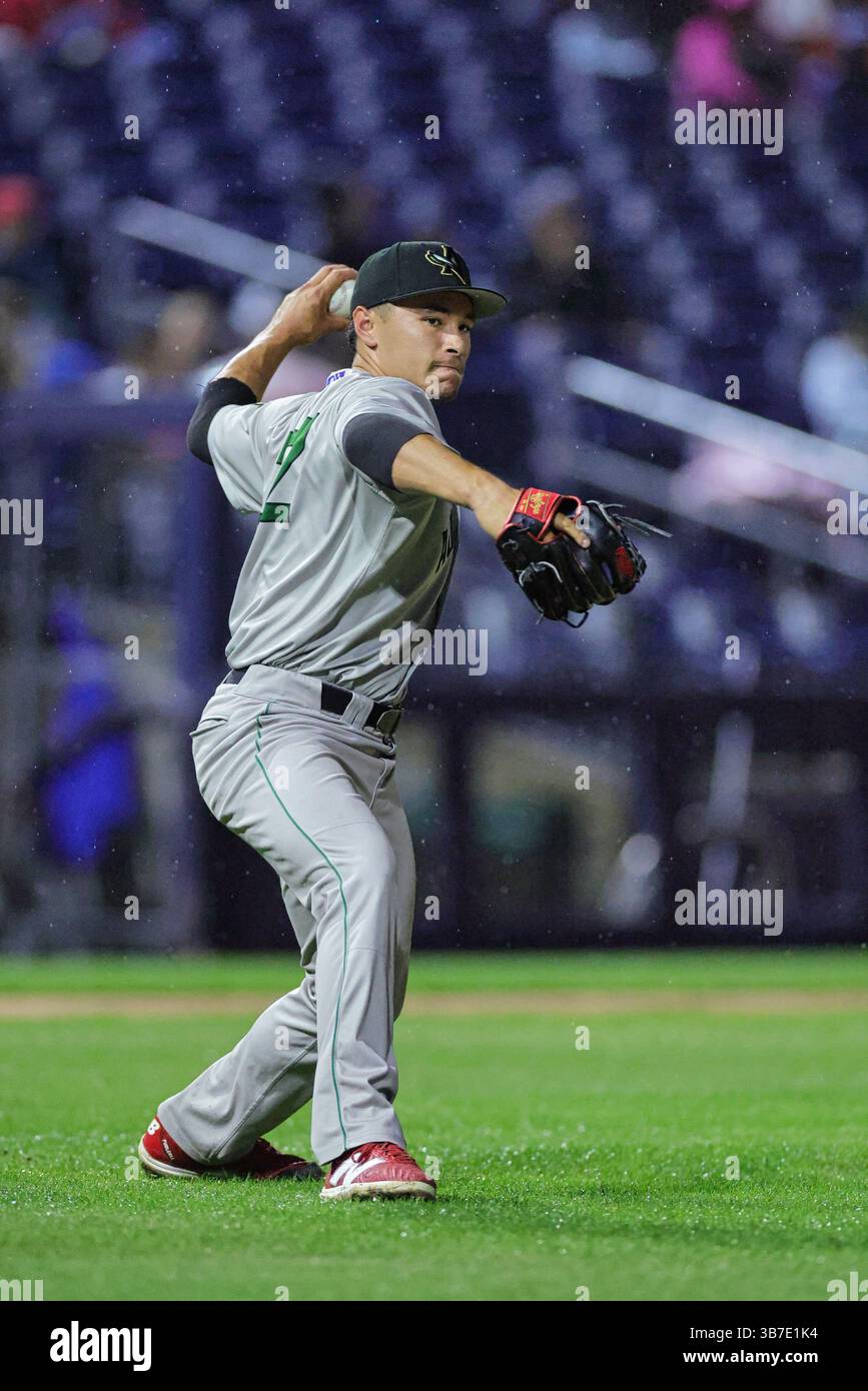 Kannapolis, NC: Augusta GreenJackets pitcher Jacob Gomez (32) throws ...
