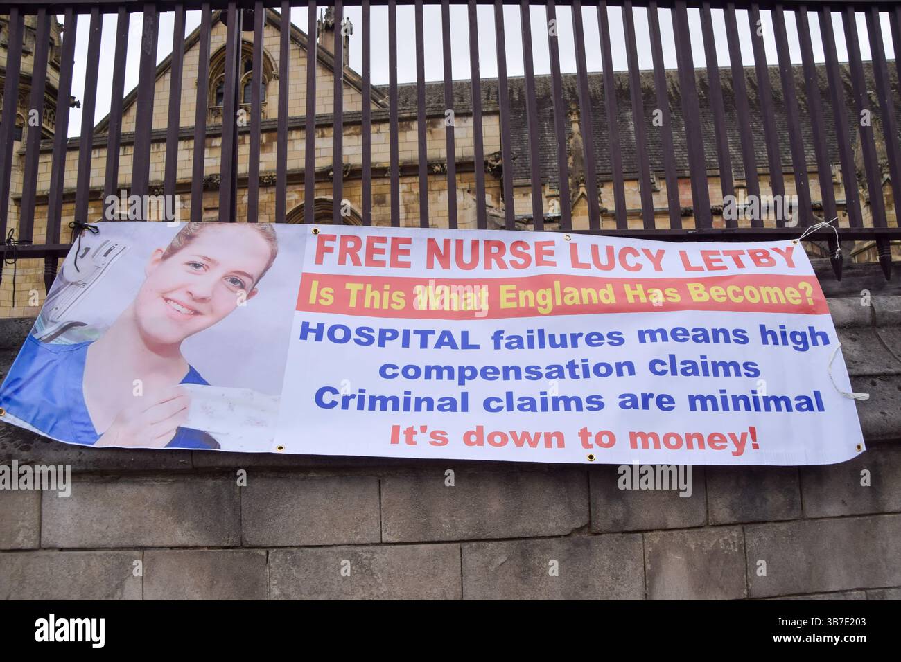 London, UK. 6th May 2025. Supporters of Lucy Letby stage a protest ...