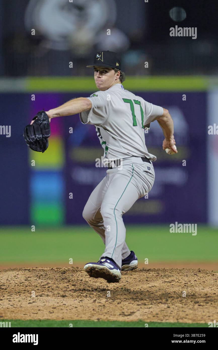 Kannapolis, NC: Augusta GreenJackets pitcher Justin Long (77) delivers ...
