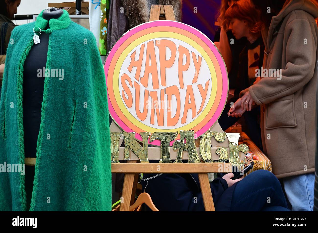 The Classic Car Boot Sale, Kings Cross, London Stock Photo - Alamy
