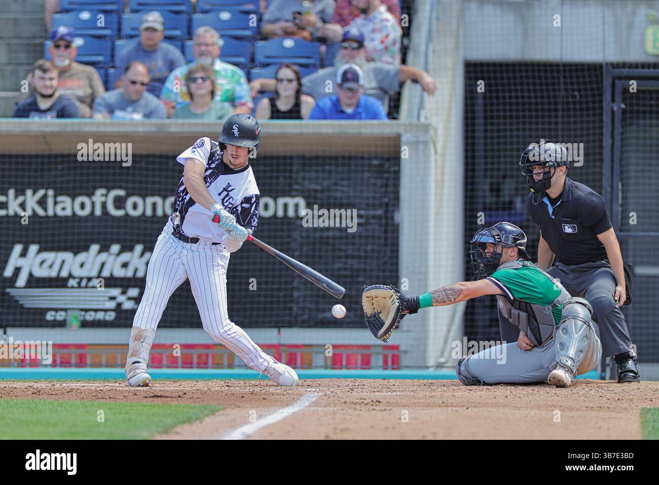 Kannapolis, NC: Kannapolis Cannon Ballers right field Nathan Archer (4 ...