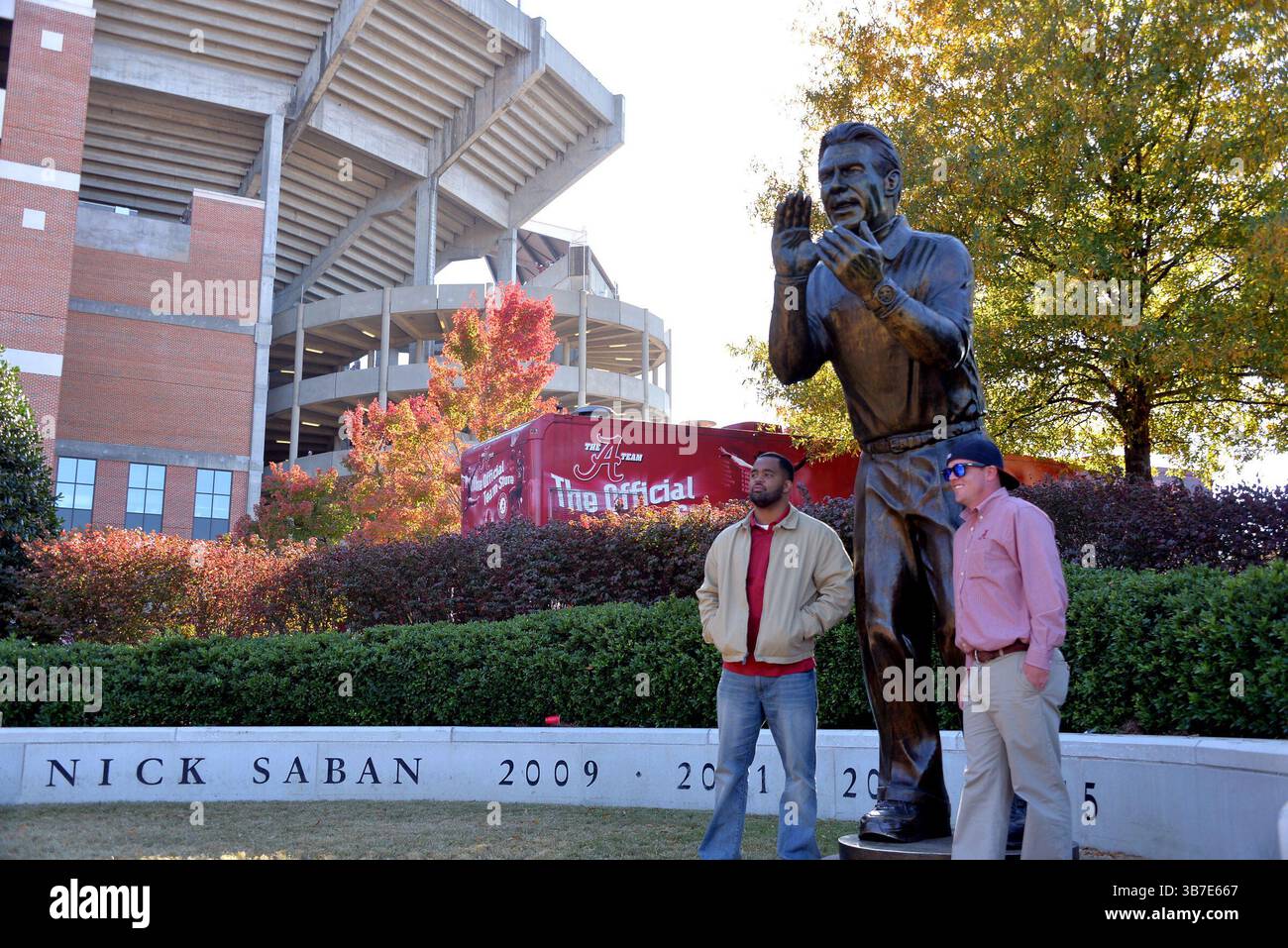 November 26, 2016, Tuscaloosa, Alabama, USA: Alabama football fans have ...