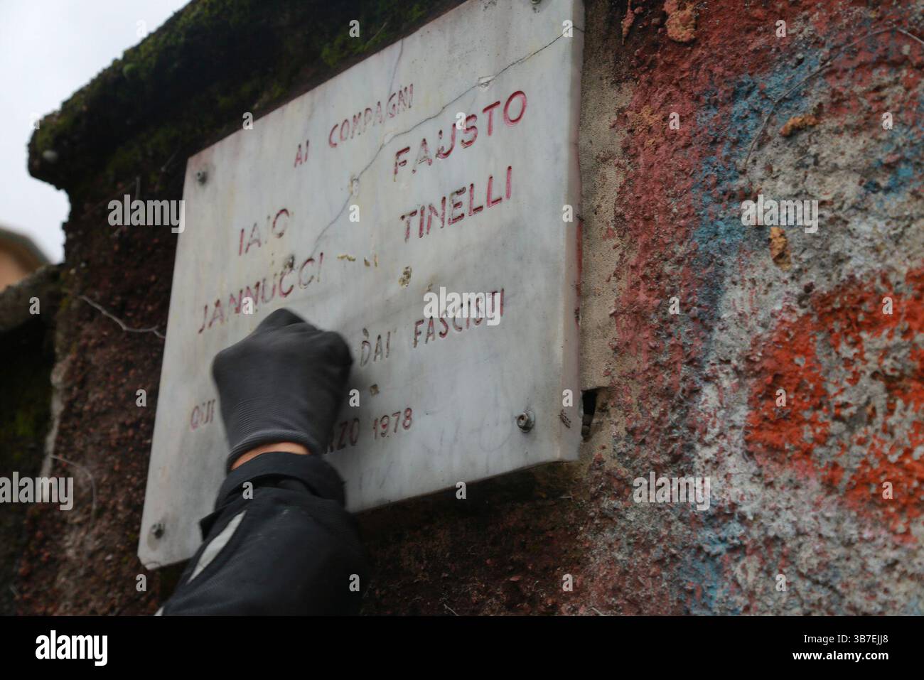 Photo Repertoire, Italy. 06th May, 2025. ARCHIVE PHOTO - The plaque in ...