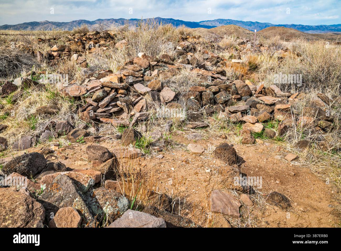 Ancient Native American ruins at Pueblo la Plata, Perry Mesa, Aqua Fria ...