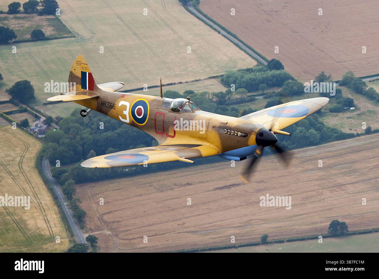 The Battle of Britain Memorial Flight’s Supermarine Spitfire LF.9E ...