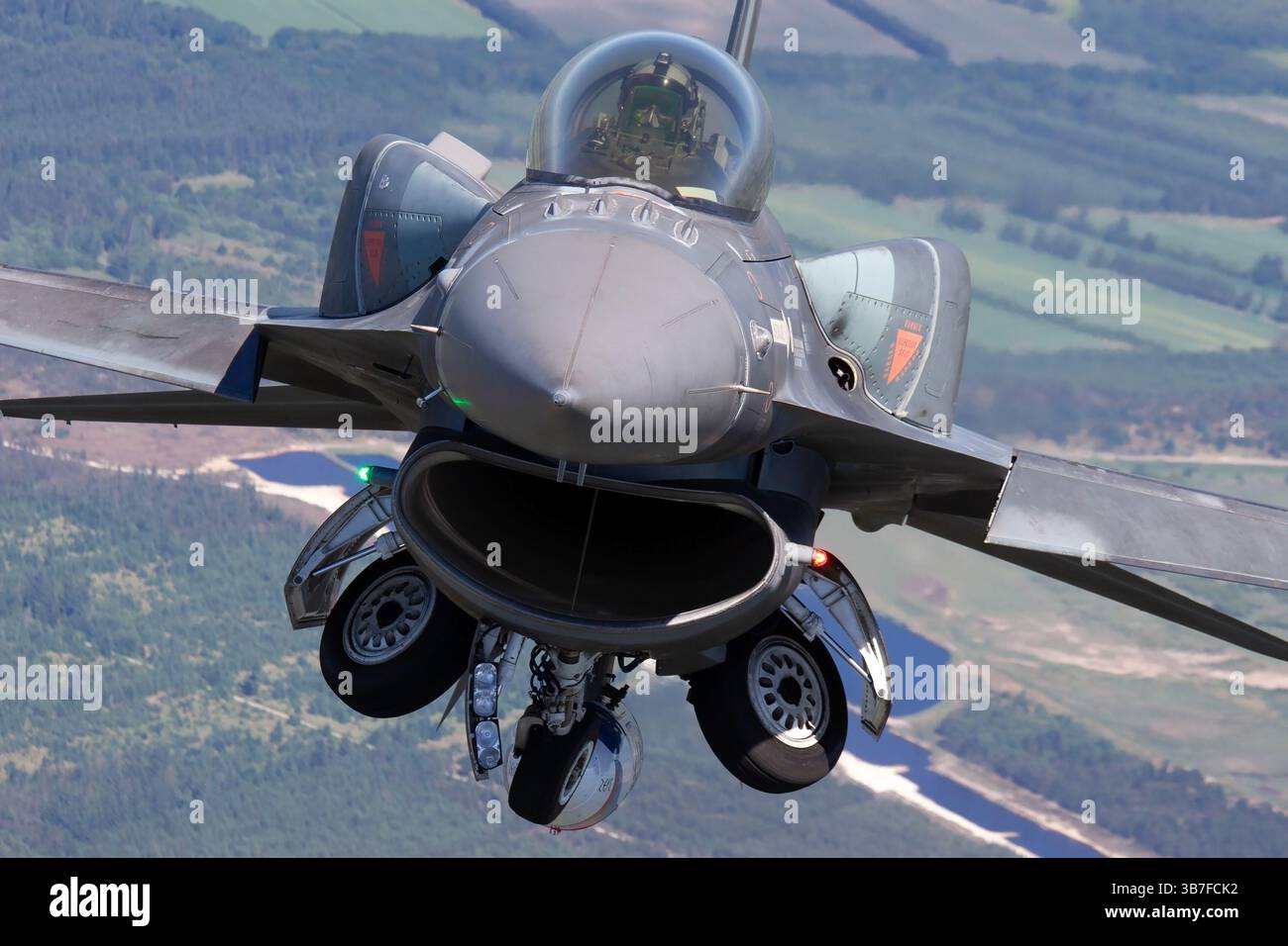 The Greek Air Force operates the General Dynamics F-16 Fighting Falcon ...