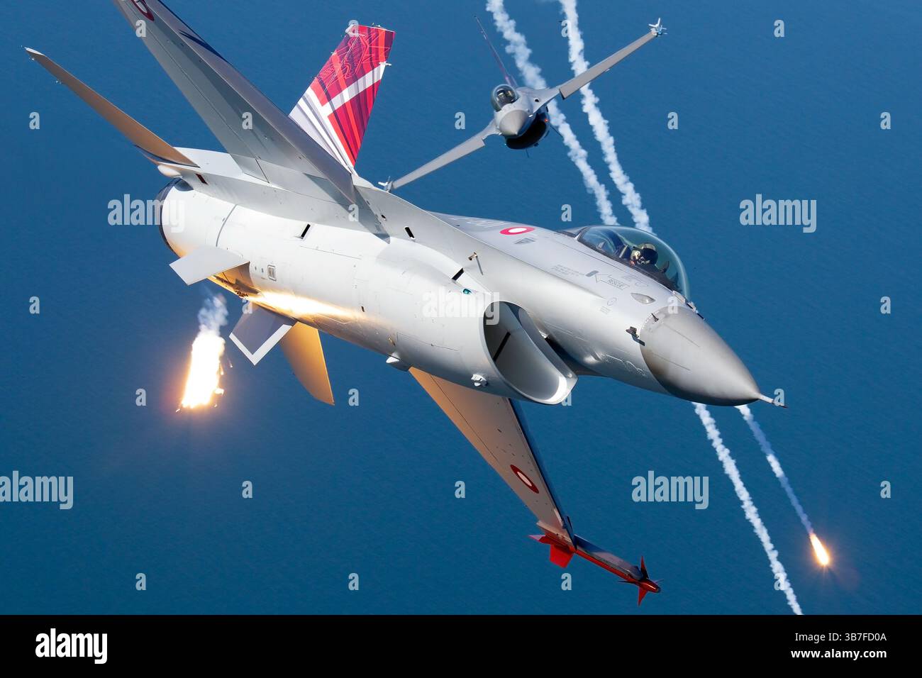 The Royal Danish Air Force's General Dynamics F-16AM Fighting Falcon ...