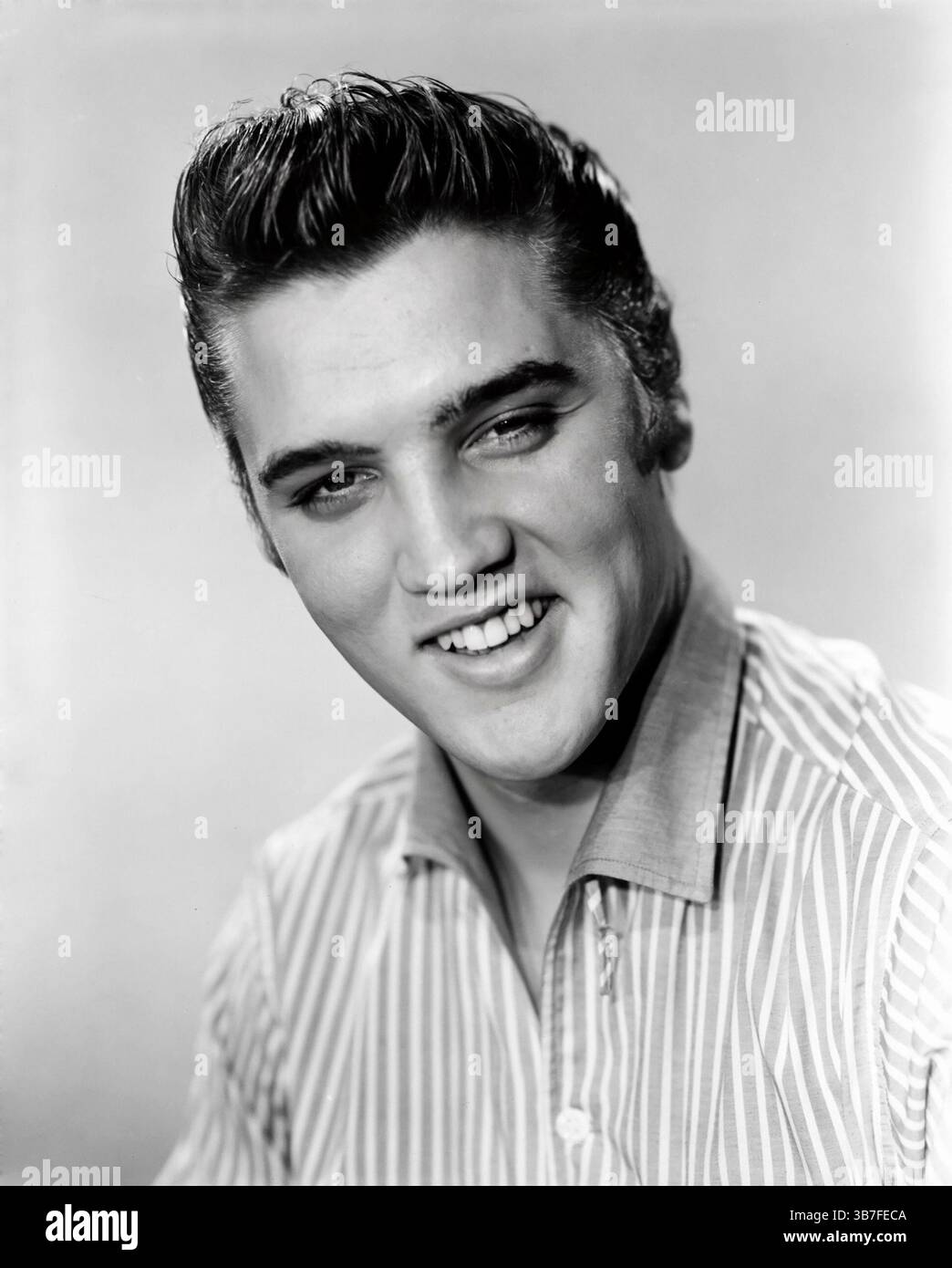 Publicity photo of Elvis Presley in 1956 Stock Photo - Alamy