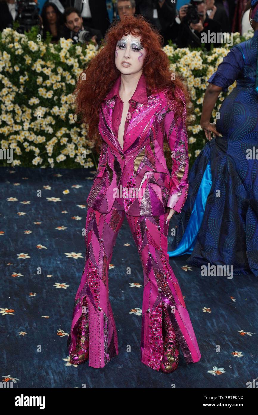 Ny. 05th May, 2025. Chappell Roan at arrivals for The 2025 Costume ...
