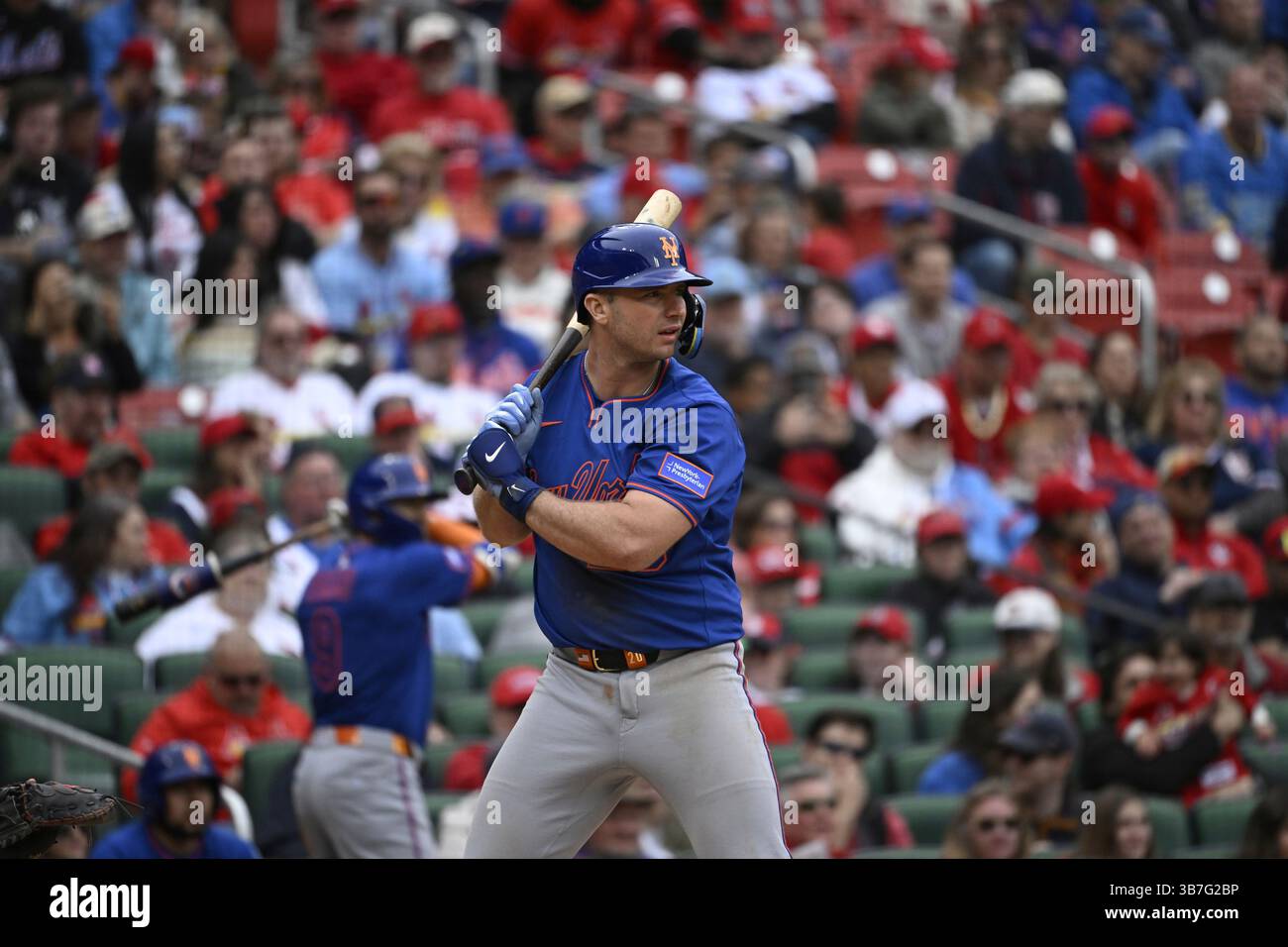 New York Mets' Pete Alonso at bat in the eighth inning during the first ...