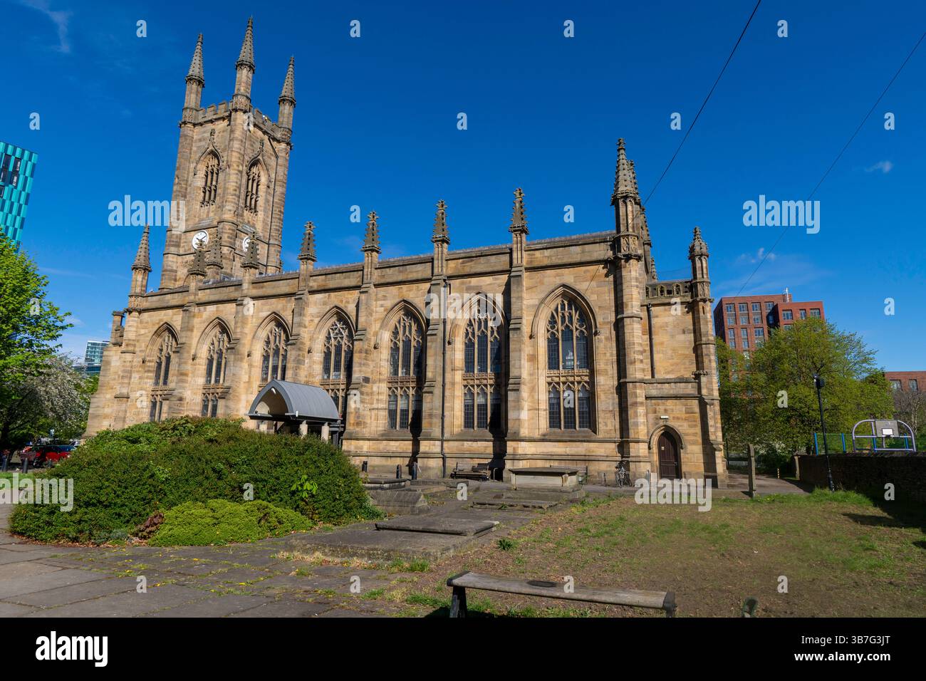 Sheffield england uk st hi-res stock photography and images - Alamy
