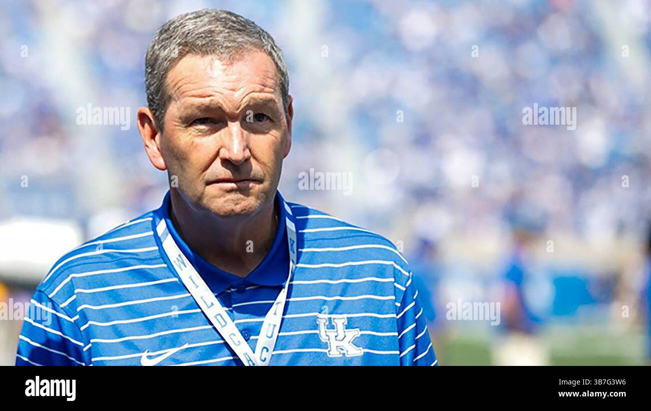 Mitch barnhart hi-res stock photography and images - Alamy