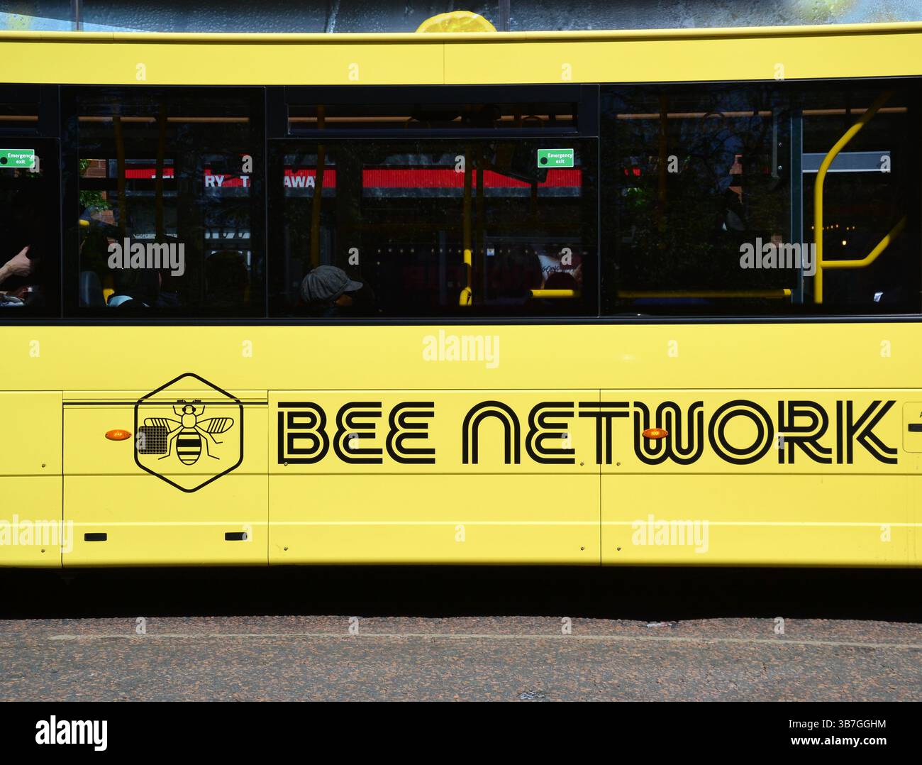 Bee network bus sign hi-res stock photography and images - Alamy