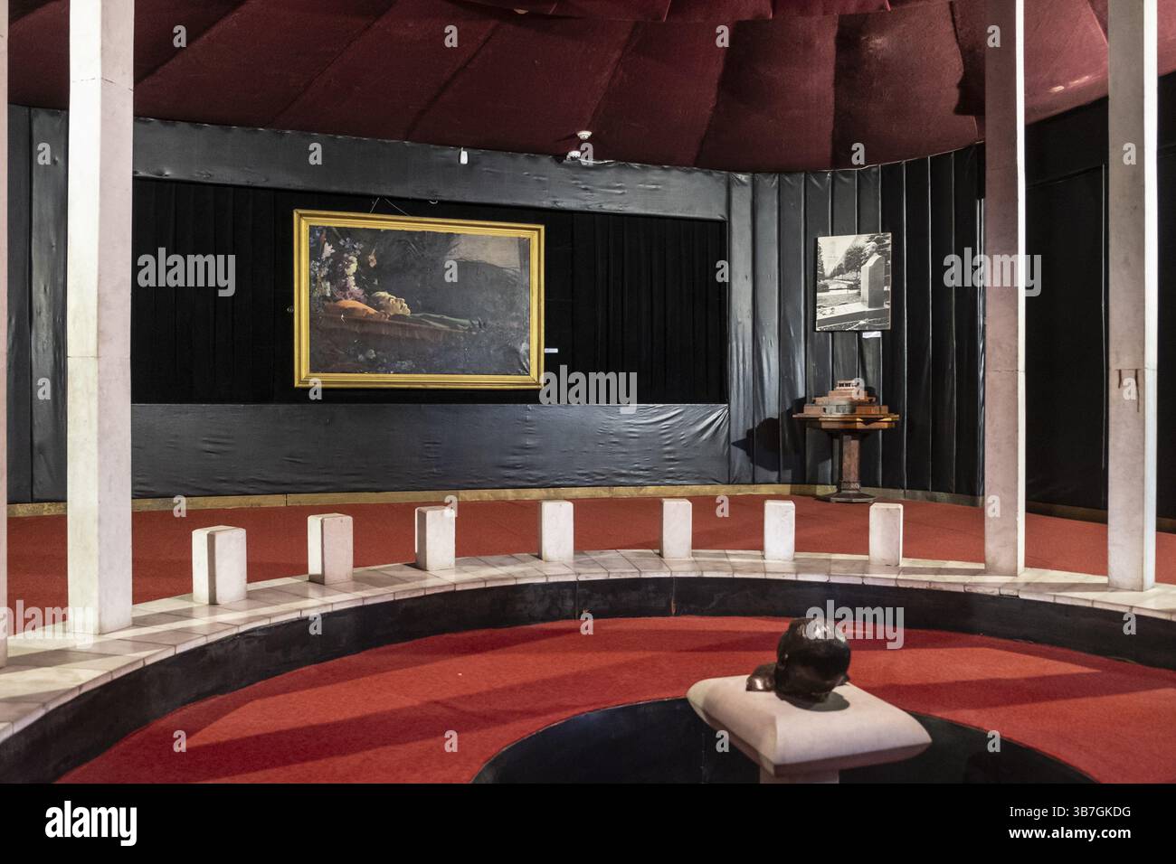 Stalin memorial in the museum in Gori Stock Photo - Alamy