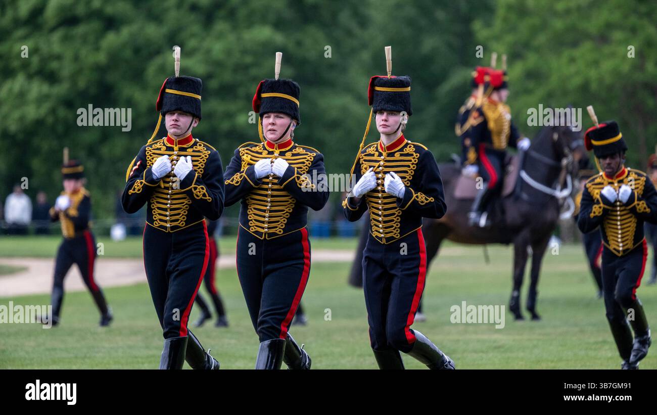 London, UK. 6 May 2025. Members of The King’s Troop Royal Horse ...