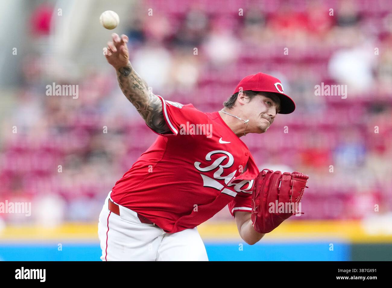 Cincinnati Reds pitcher Chase Petty throws during the second baseball ...