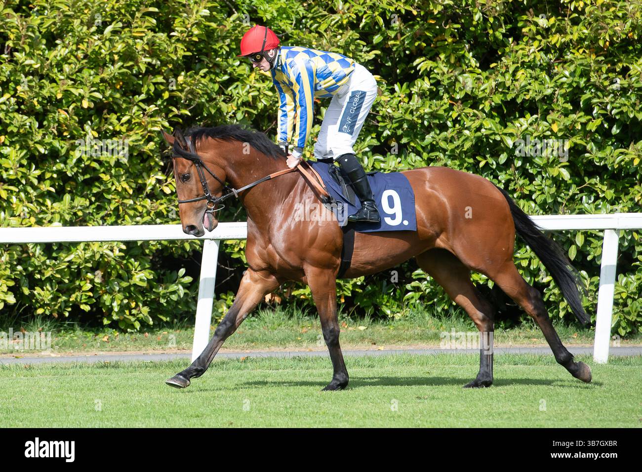 Windsor, Berkshire, UK. 5th May, 2025. Horse RARE CHANGE ridden by ...