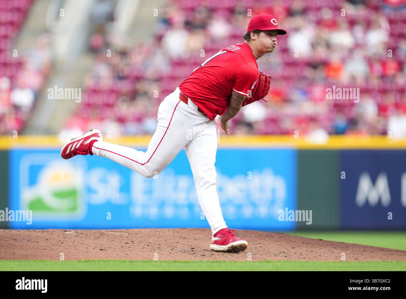 Cincinnati Reds pitcher Chase Petty throws during the second baseball ...