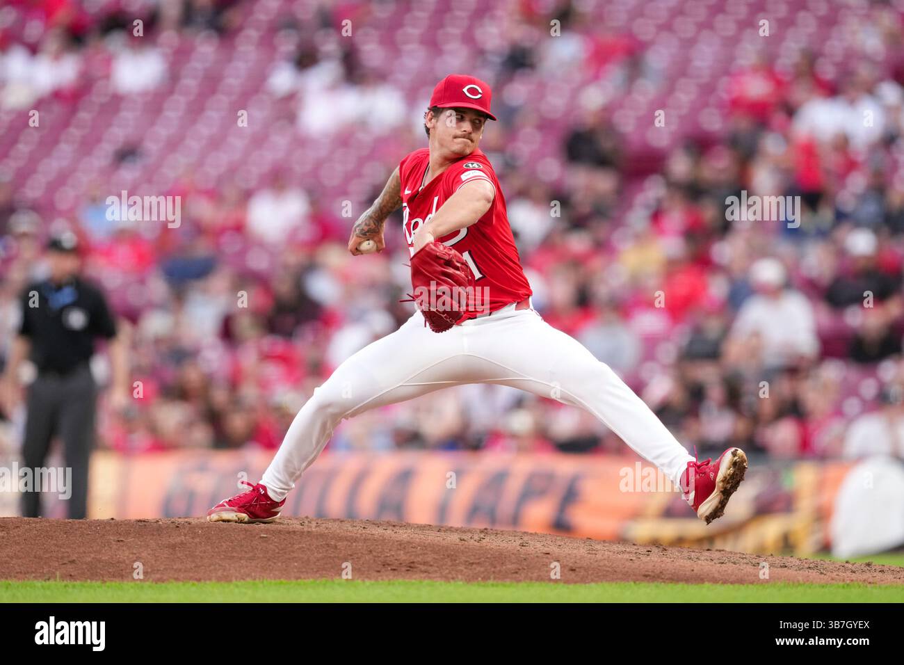 Cincinnati Reds pitcher Chase Petty throws during the second baseball ...