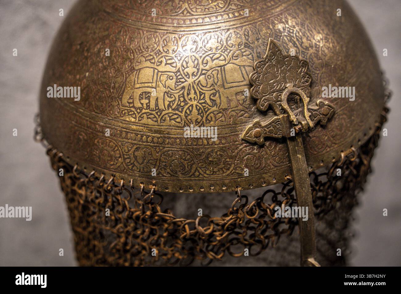 Persian helmet with engraved elephant scene, 16th century, Alava Armory ...