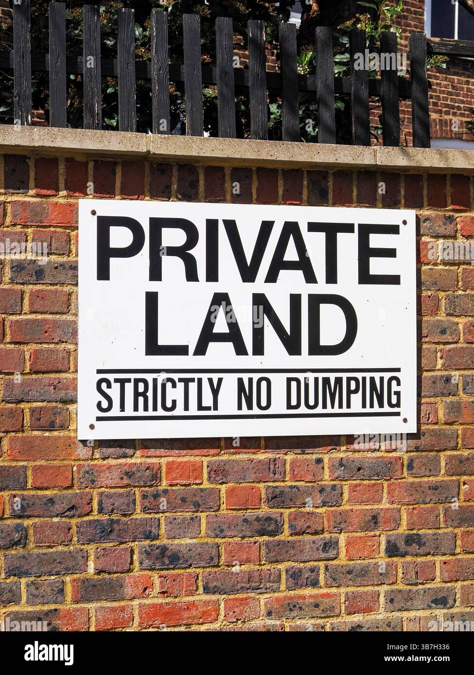 Sign, Private Land, Strictly no Parking, Highgate, Camden, England, UK ...