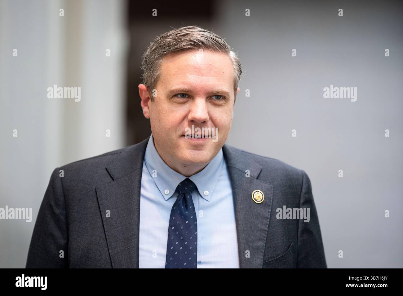 UNITED STATES - MAY 6: Rep. Jeff Hurd, R-Colo., arrives for the House ...