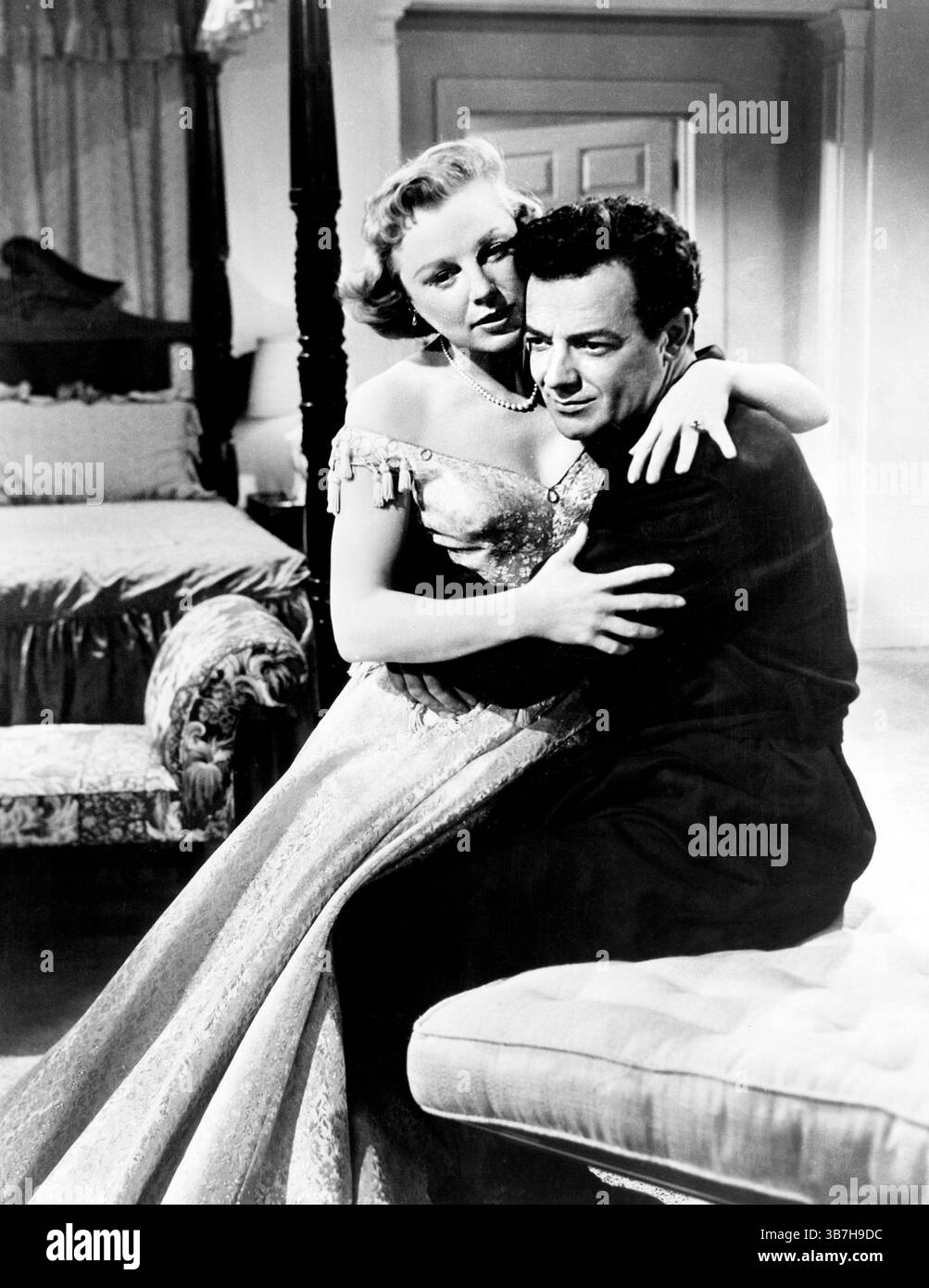 November 12, 2022, USA: June Allyson, Cornel Wilde, on-set of the film ...