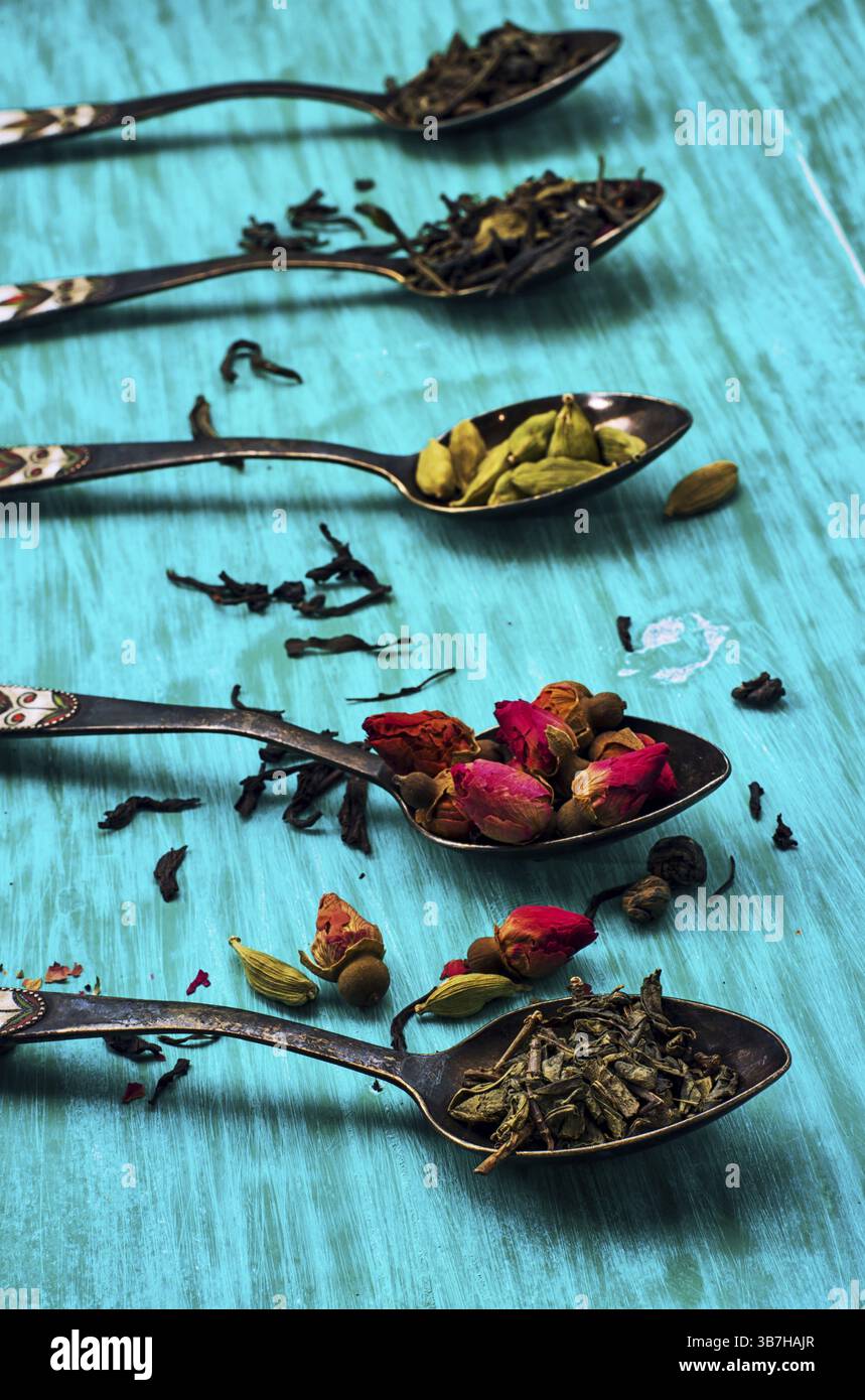 Five tea spoons hi-res stock photography and images - Alamy