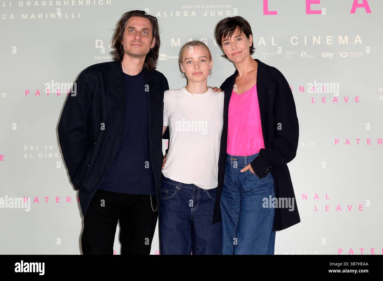 Luca Marinelli, Juli Grabenhenrich und Alissa Jung beim Phototcall zum ...