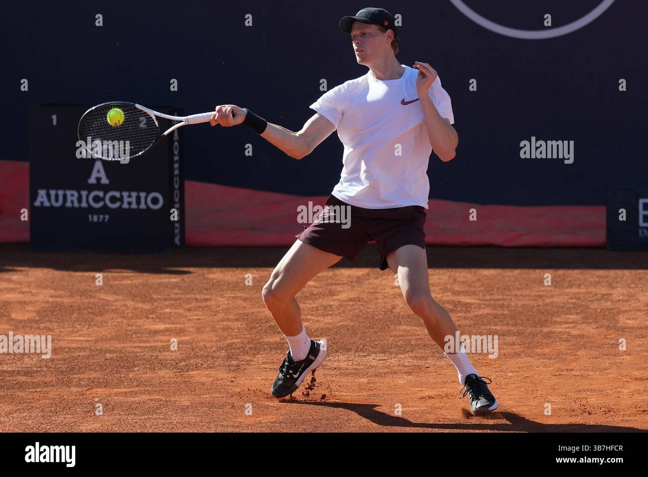 Roma, Italia. 06th May, 2025. Jannik Sinner during the training session ...