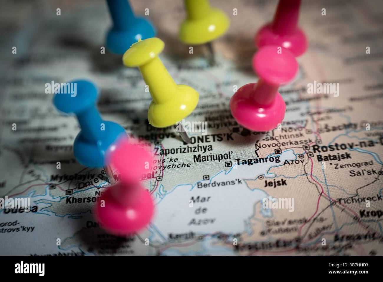 Map ukraine highlighted regions on hi-res stock photography and images ...