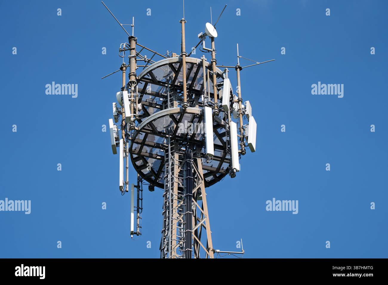 Germany. 06th May, 2025. A radio mast with several antennas. In Germany ...