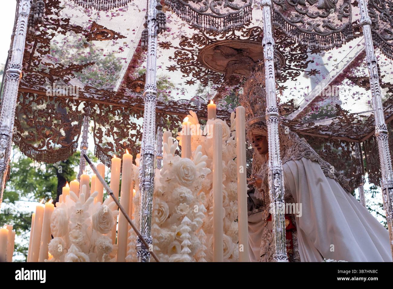 Holy week seville float hi-res stock photography and images - Alamy