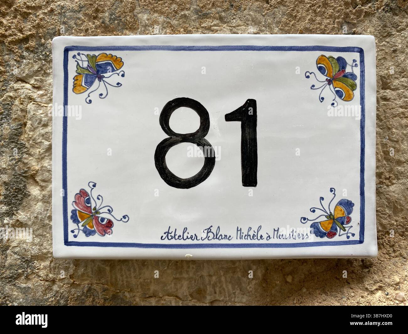 House number 81 located in Moustiers-Sainte-Marie Stock Photo - Alamy