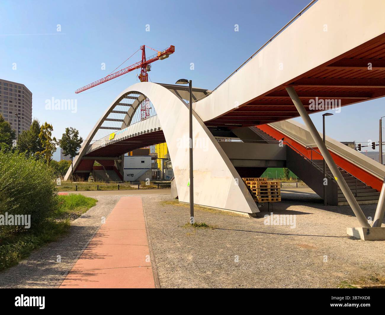 Cycle path and bridge in Zurich, Switzerland Stock Photo - Alamy