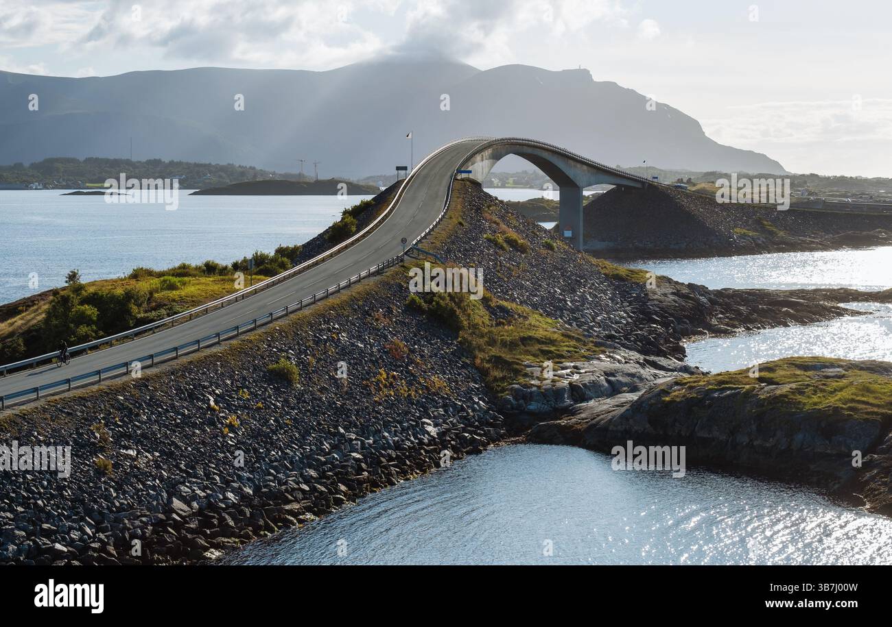 Atlanterhavsvegen scenic coastal highway hi-res stock photography and ...