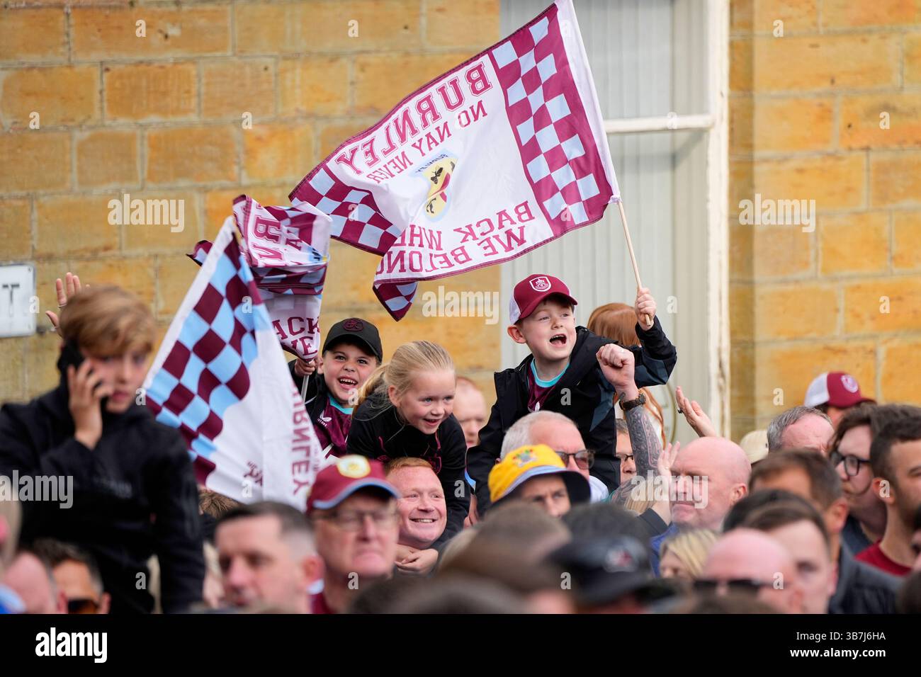 Burnley fans gather outside Burnley Town Hall during the Sky Bet ...