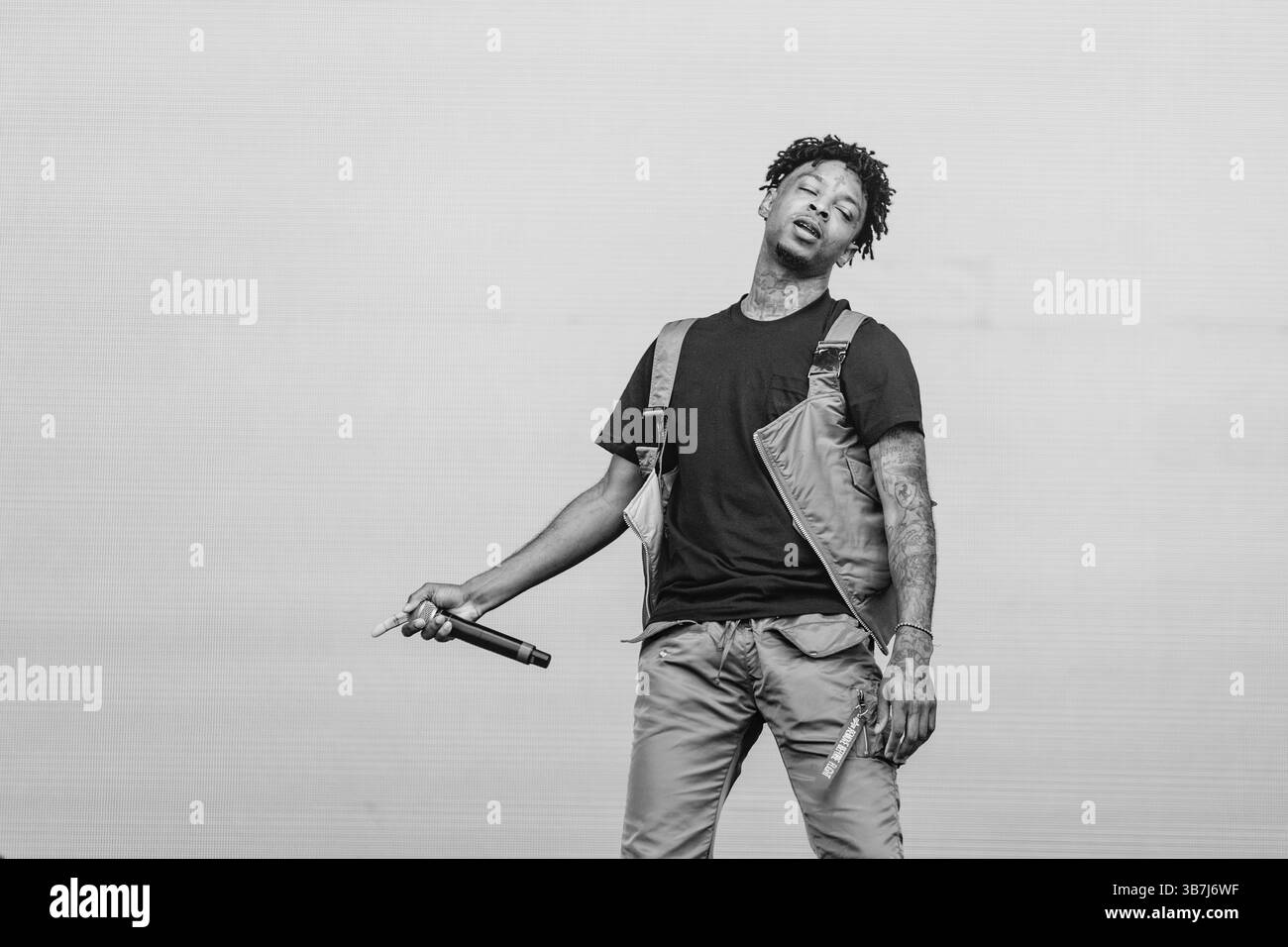 21 savage and rapper Black and White Stock Photos & Images - Alamy