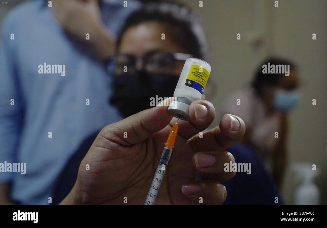 GYE VACCINATION AGLOMERATION Guayaquil, Tuesday, May 06, 2025 In the ...