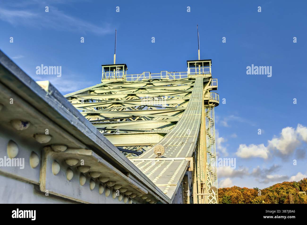 The Blue Wonder in Dresden - Loschwitz Bridge Stock Photo - Alamy